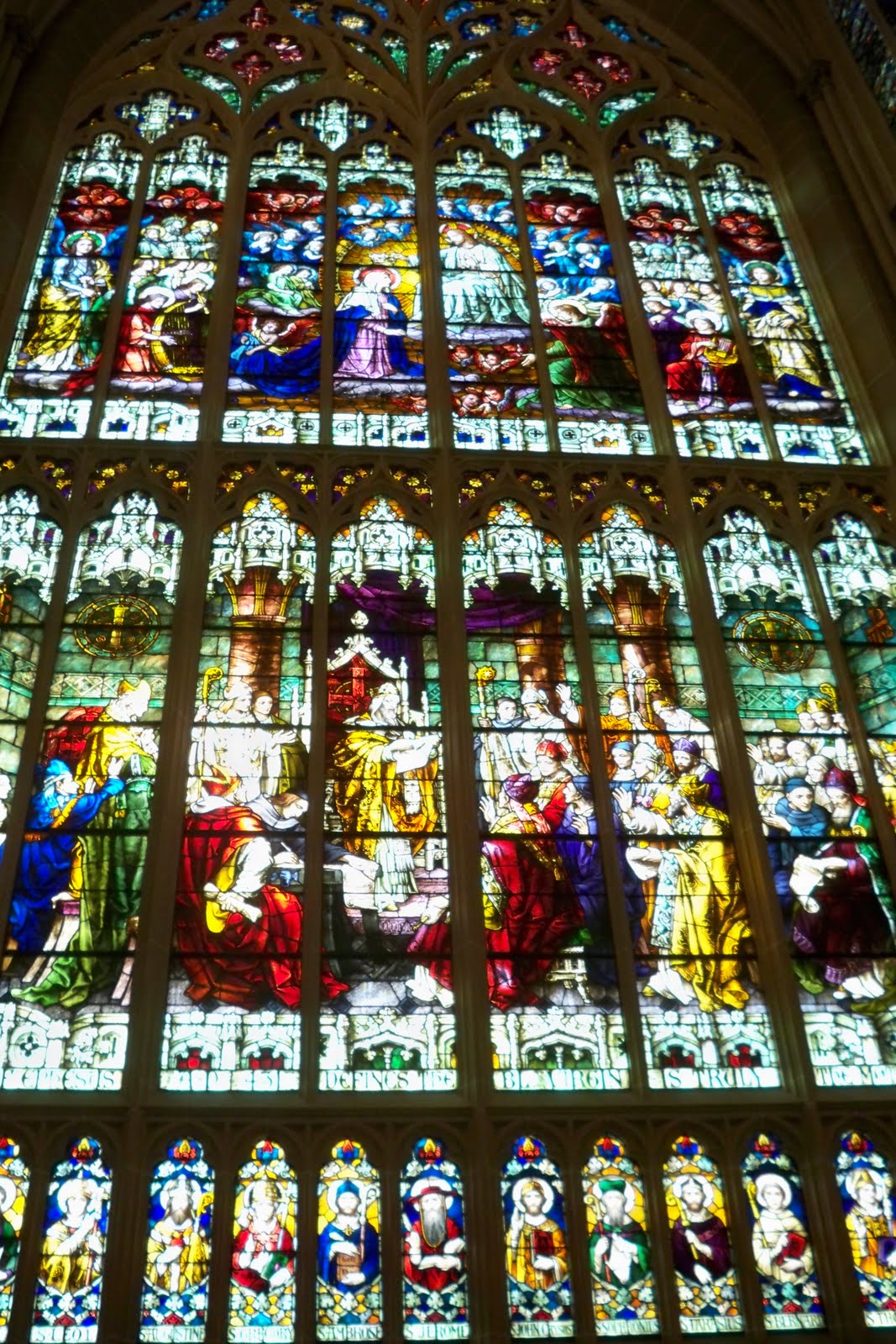 Tacky Traveller's Tourist Traps: Notre Dame Cathedral Replica