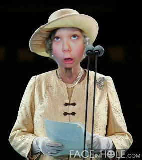 The Online Diary of Emily Loy: Face in Hole