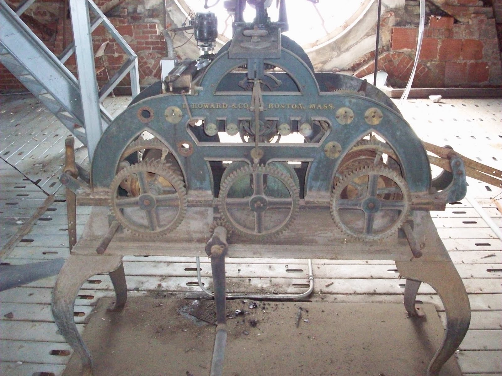 Haec Est Domus Domini: Clock parts are on their way up