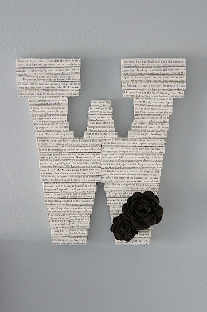 Little Things Bring Smiles: .Book Letters.