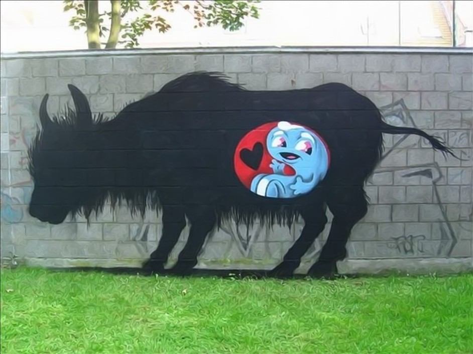 Fun Panorama: Graffiti with animals