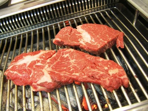 Foody Fooders: Inside BBQ!