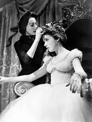 un homme en noir: Julie Andrews