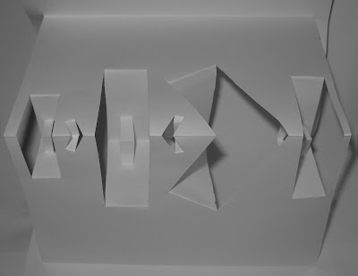 L'Art des ZEP: De la 2D à la 3D : pliages de papier.