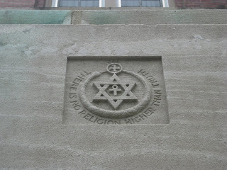 On Books and Biblios: The Theosophical Society and Library