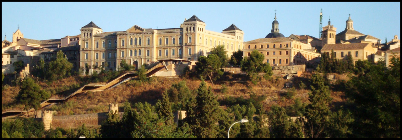 Caiuslacer: Toletum skyline