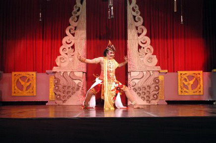 Sejarah dan Asal Usul Ludruk ~ Budaya Indonesia