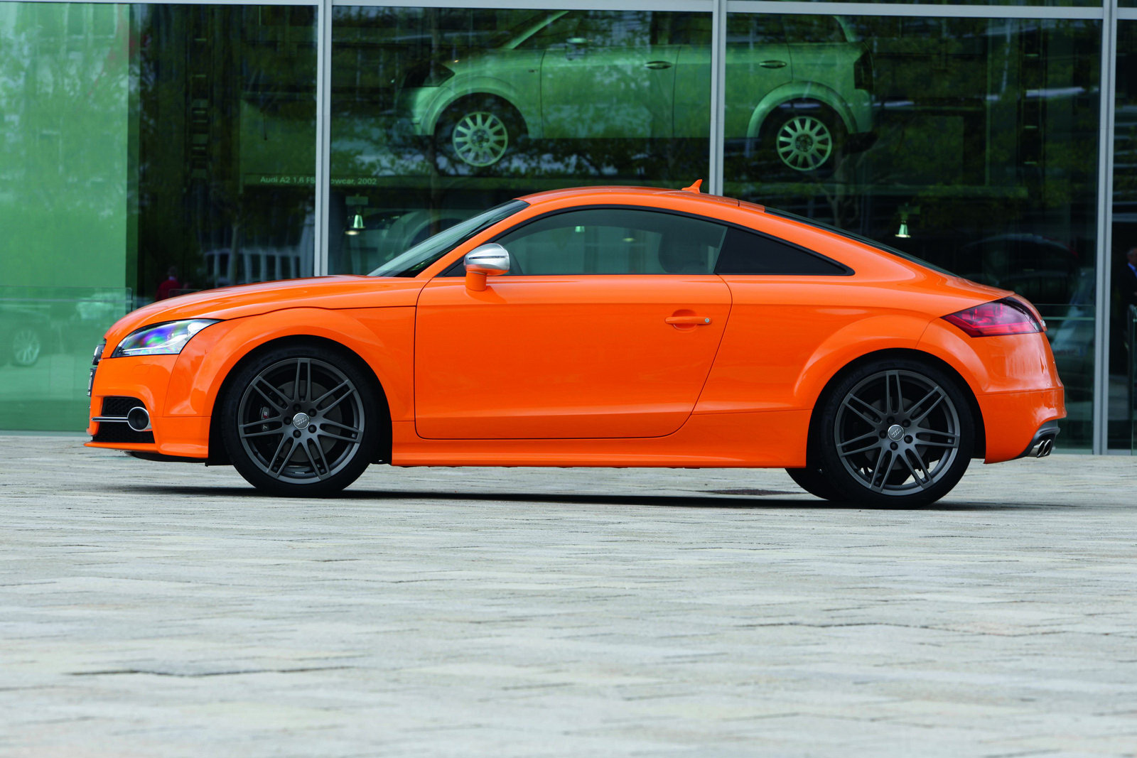 2011 Audi TTS Coupe Wallpaper