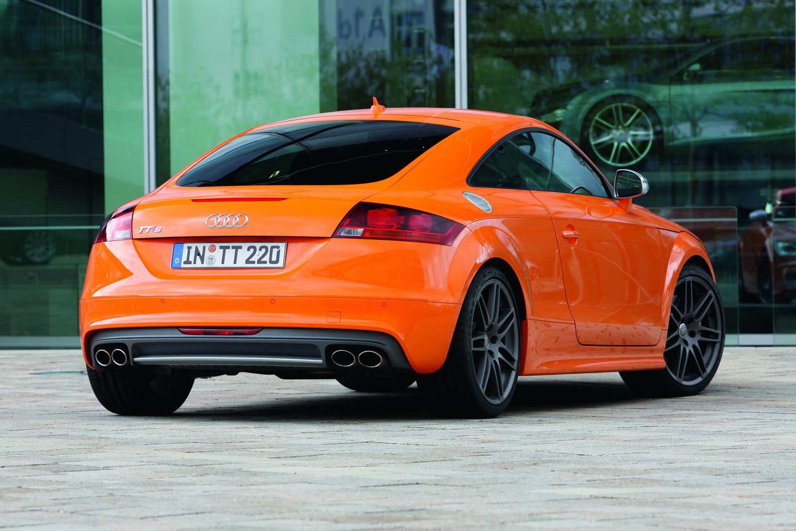 2011 Audi TTS Coupe Wallpaper