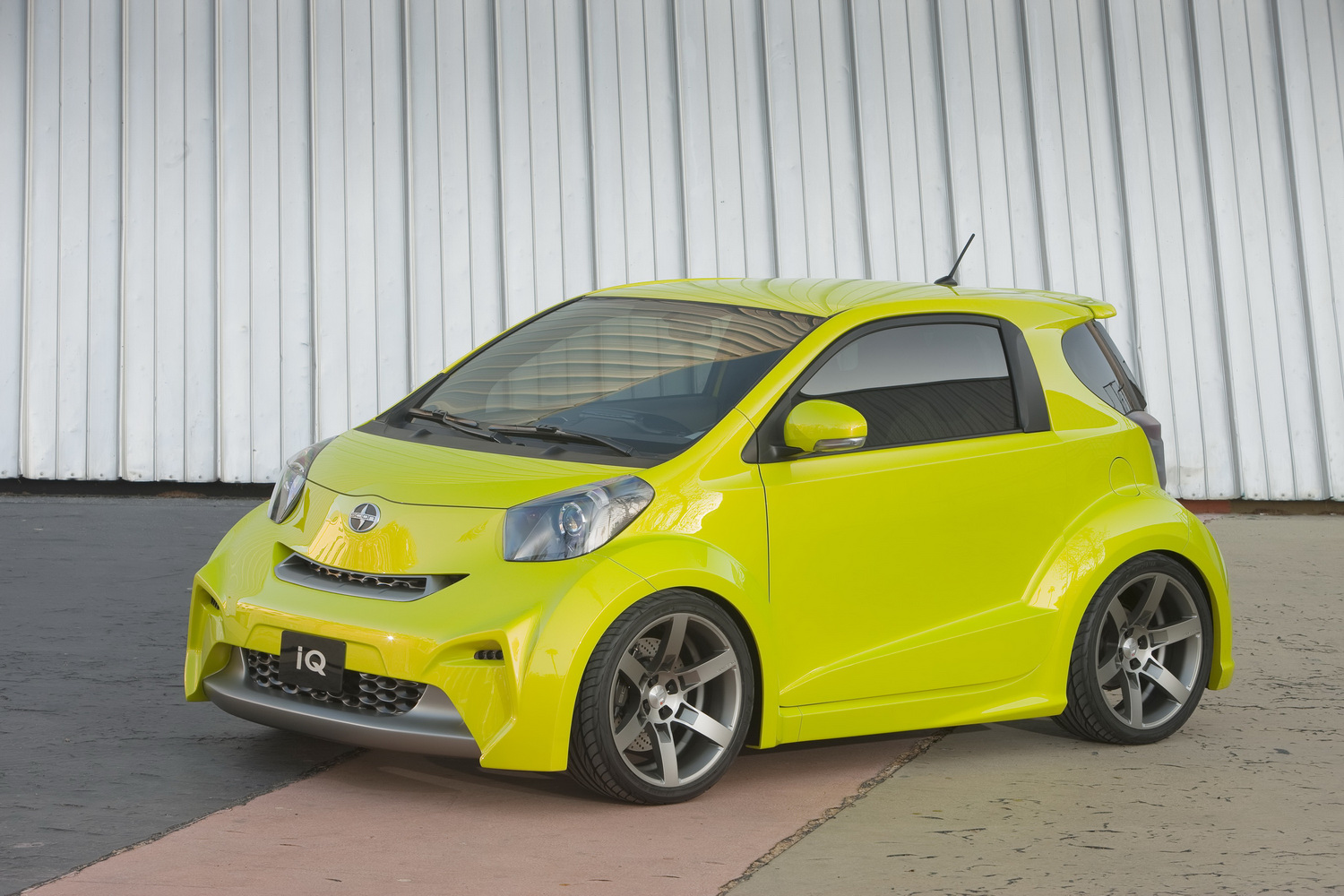 Car Reviews: Scion Reveals iQ Concept 'pimped' by Five Axis in New York ...