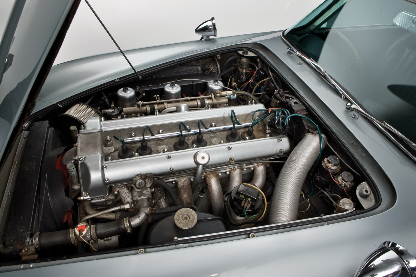 Carscoop, new cars, classics cars: James Bond's Original '007' Aston ...