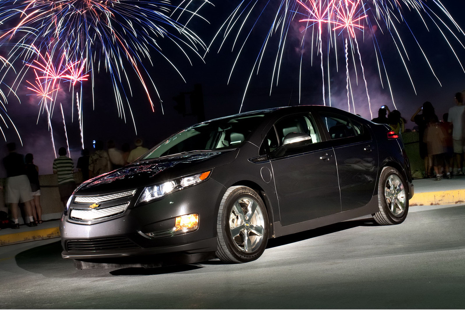 AUTO MODIFIED 2011: 2011 All New the Chevrolet Volt really coming in INdia