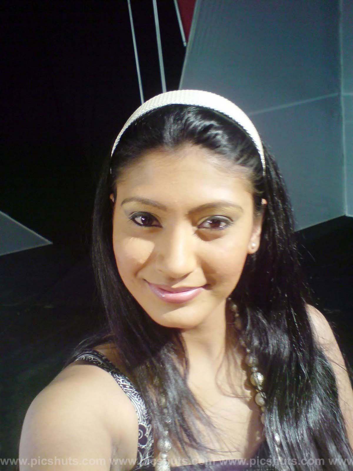 EK: Yamuna Erandathi