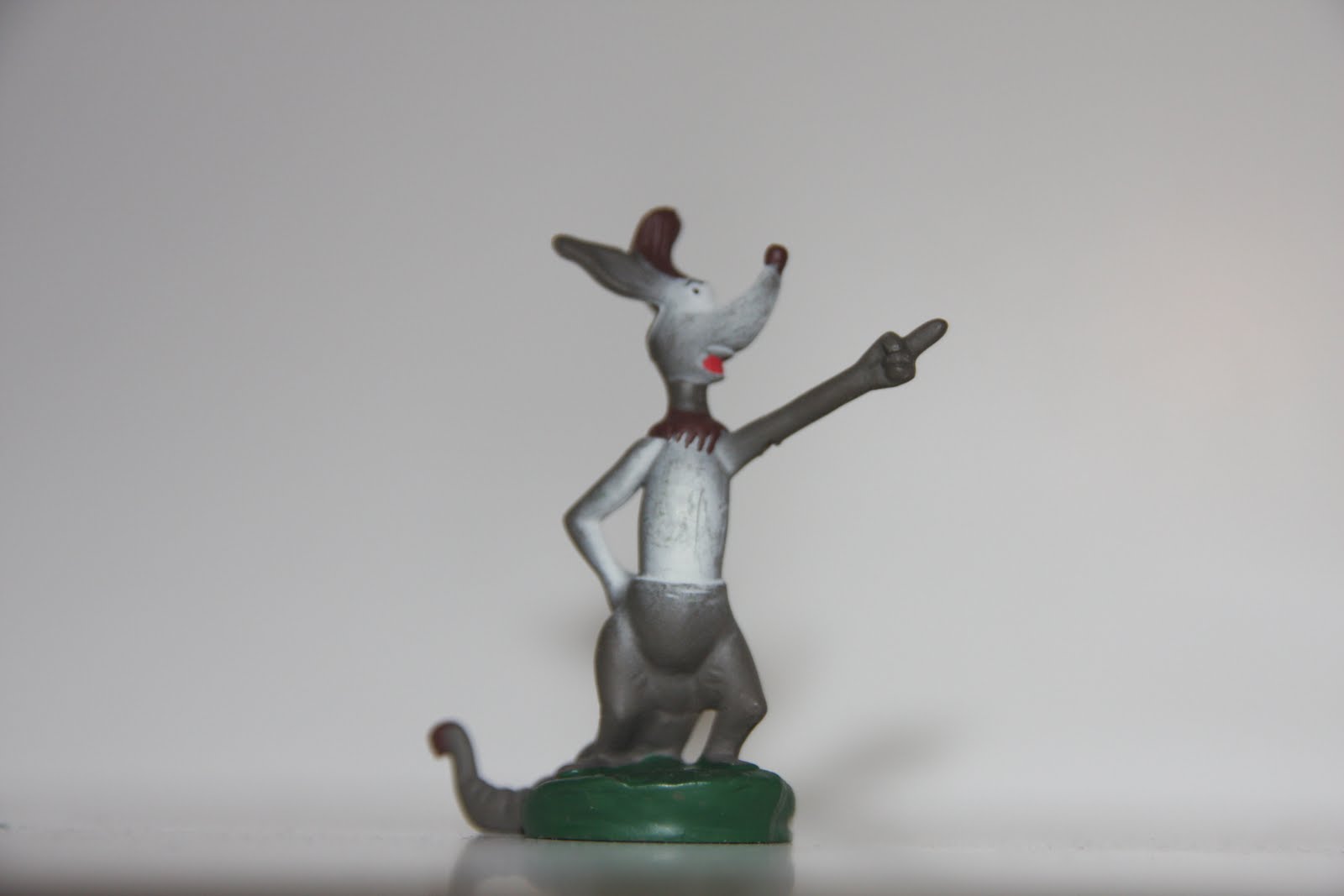 My little figurine collection: 40. Sour Kangaroo