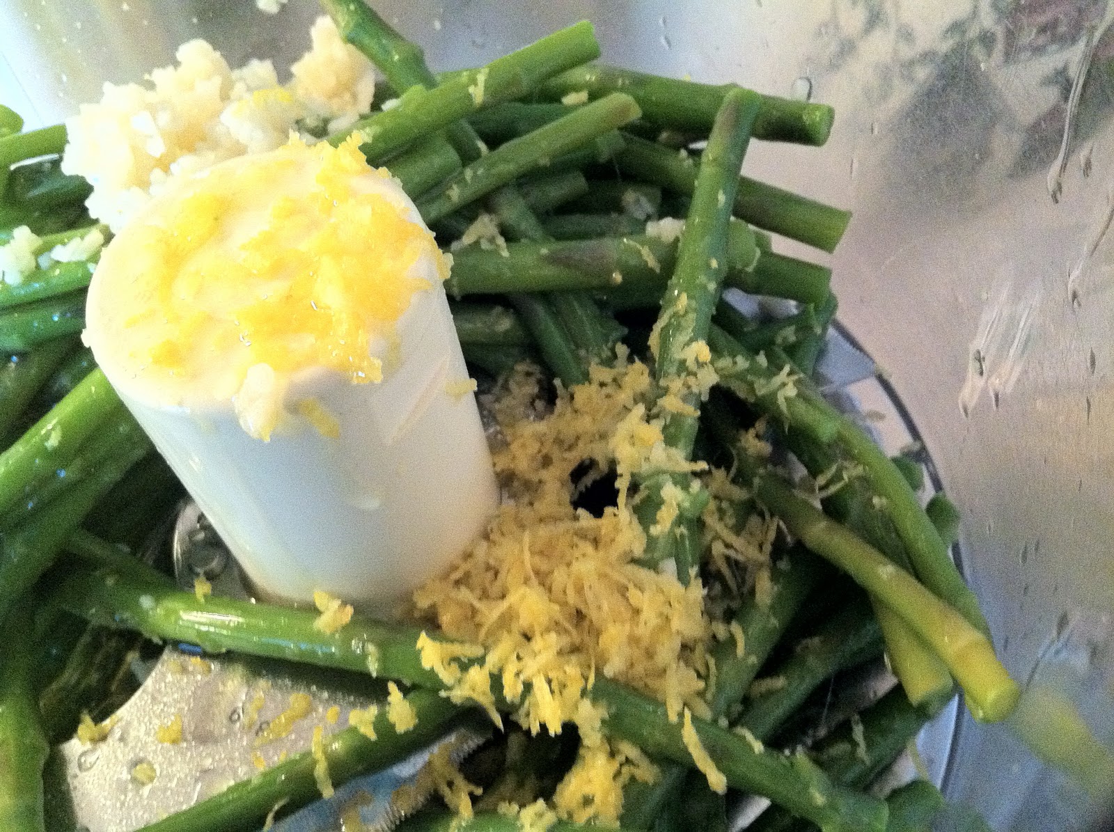 Food Creations: Gross looking pasta that tastes pretty good.