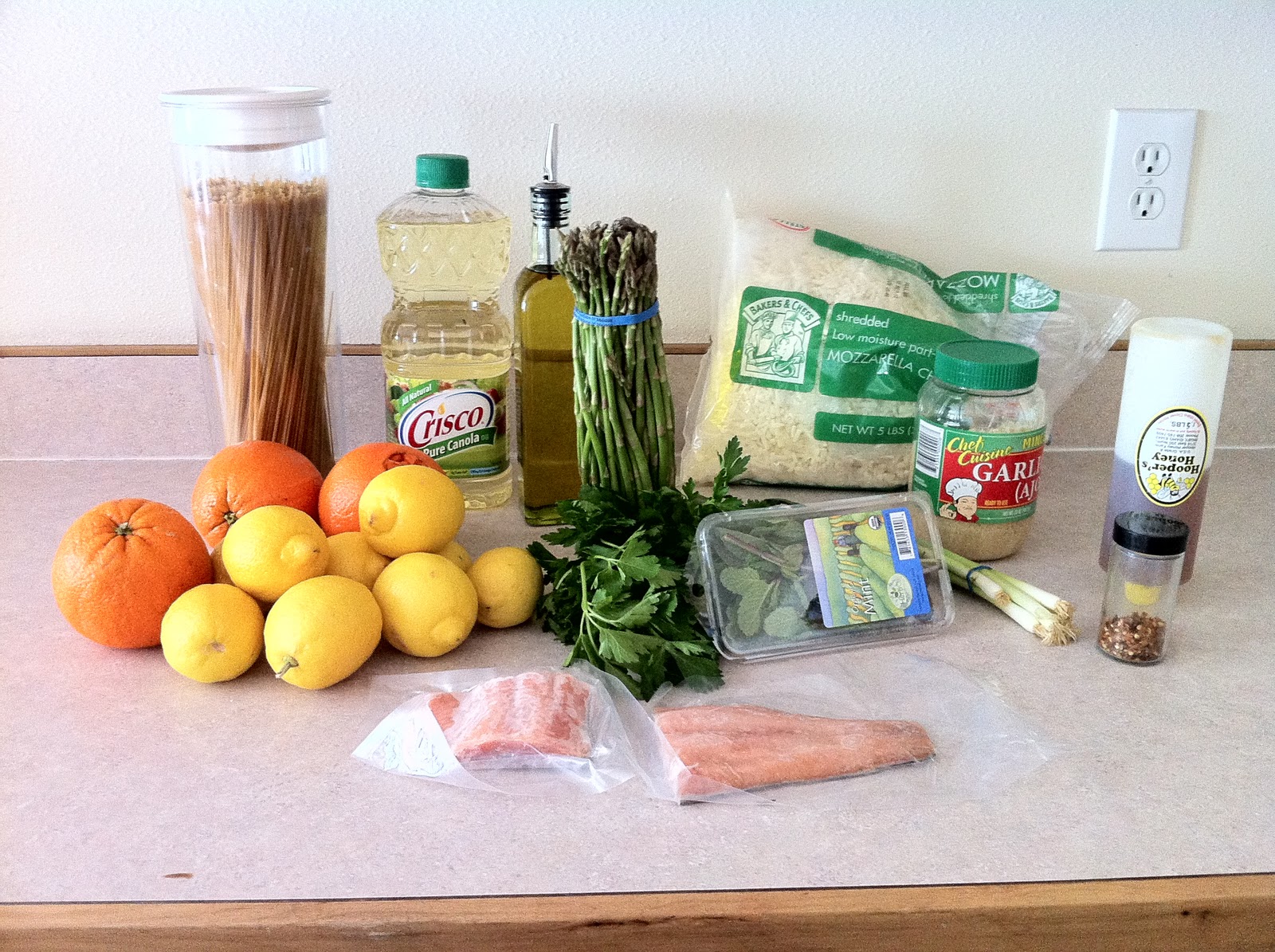 Food Creations: Gross looking pasta that tastes pretty good.
