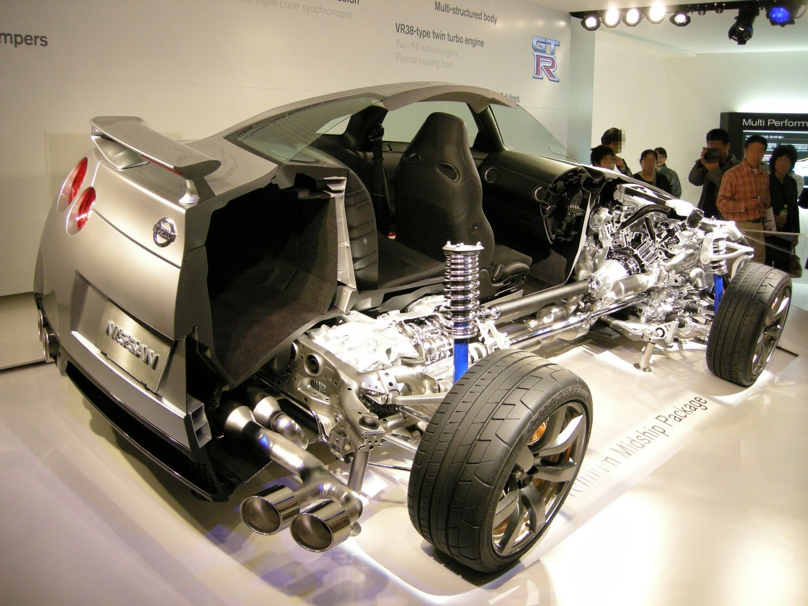 ZONA RÁPIDA: NISSAN GT-R, EL SUPERDEPORTIVO ACCESIBLE