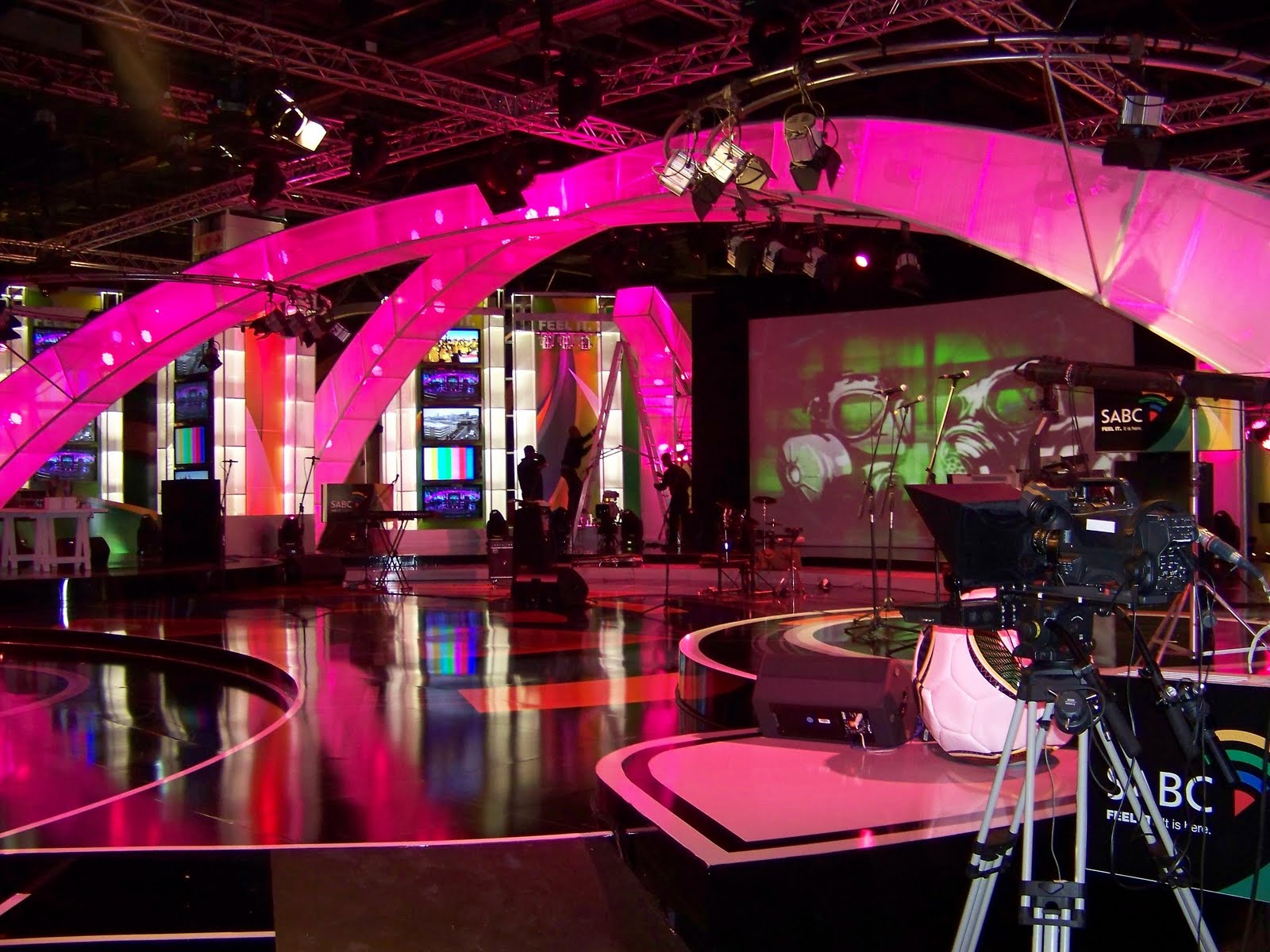 TV with Thinus: PICTORIAL: A photo tour of the SABC's impressive set at ...