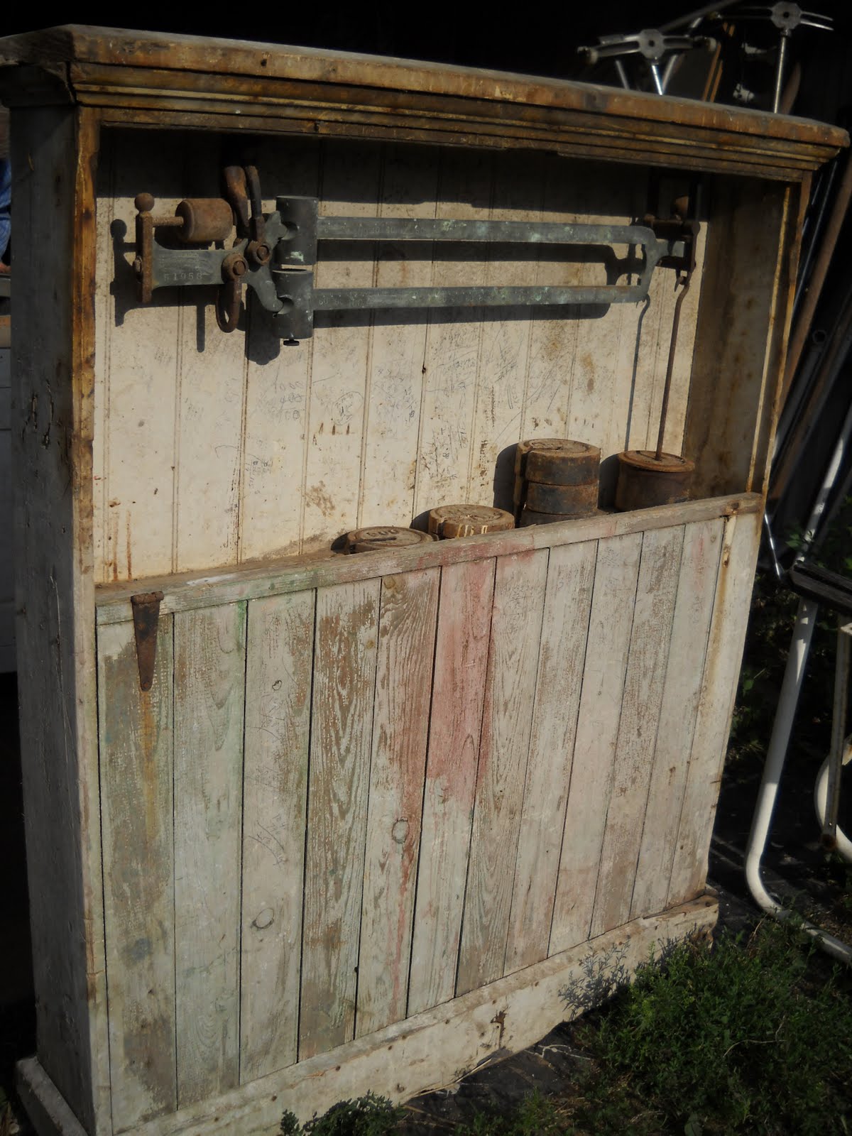 simply iowa: Old Farm Scale...