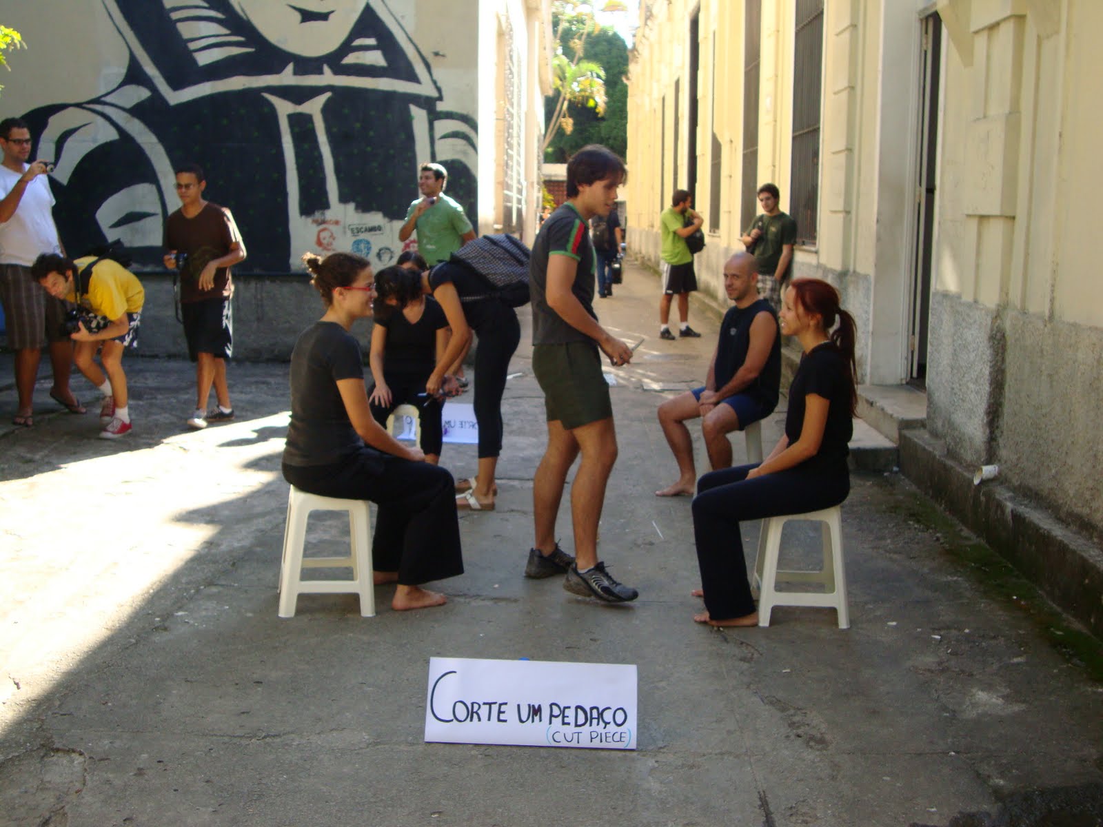 Performance & re-enactment: Cut Piece