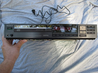 The Stereo Club: The Sony CDP 302 CD Player