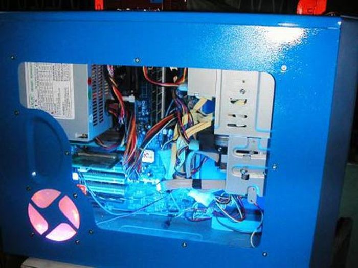 Fresh Pics: 50 Beautiful Custom PC Case Designs