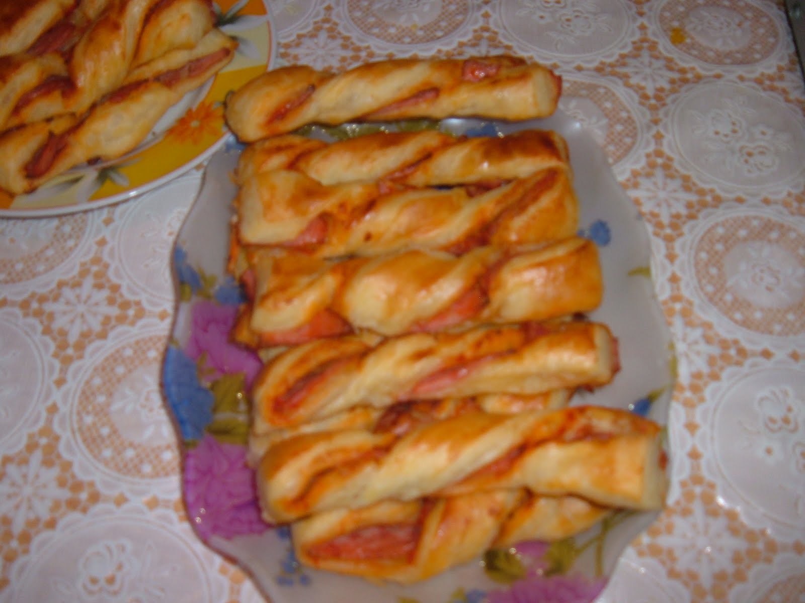 Bucatele mele: Aperitive din aluat de foietaj - spirale