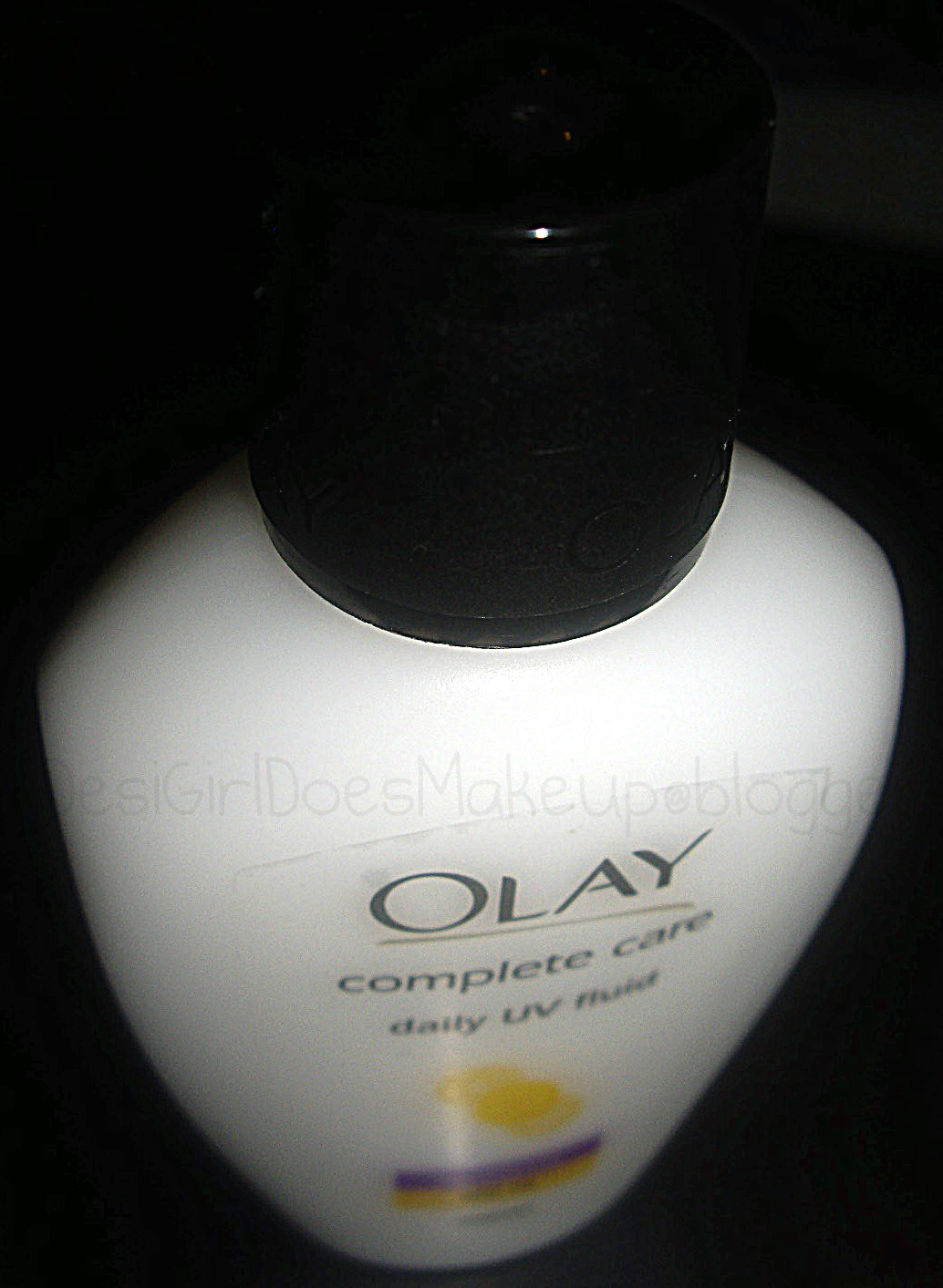 Desi Girl Does Makeup: Olay Olay..Feeling Hot, Hot, Hot!