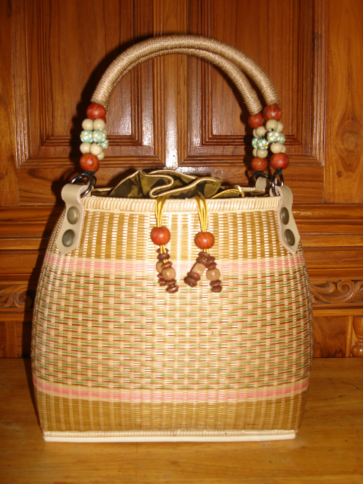 Thailand Handicraft Products - Bamboo Bags, Lamps, Jewelry, Furnishings ...