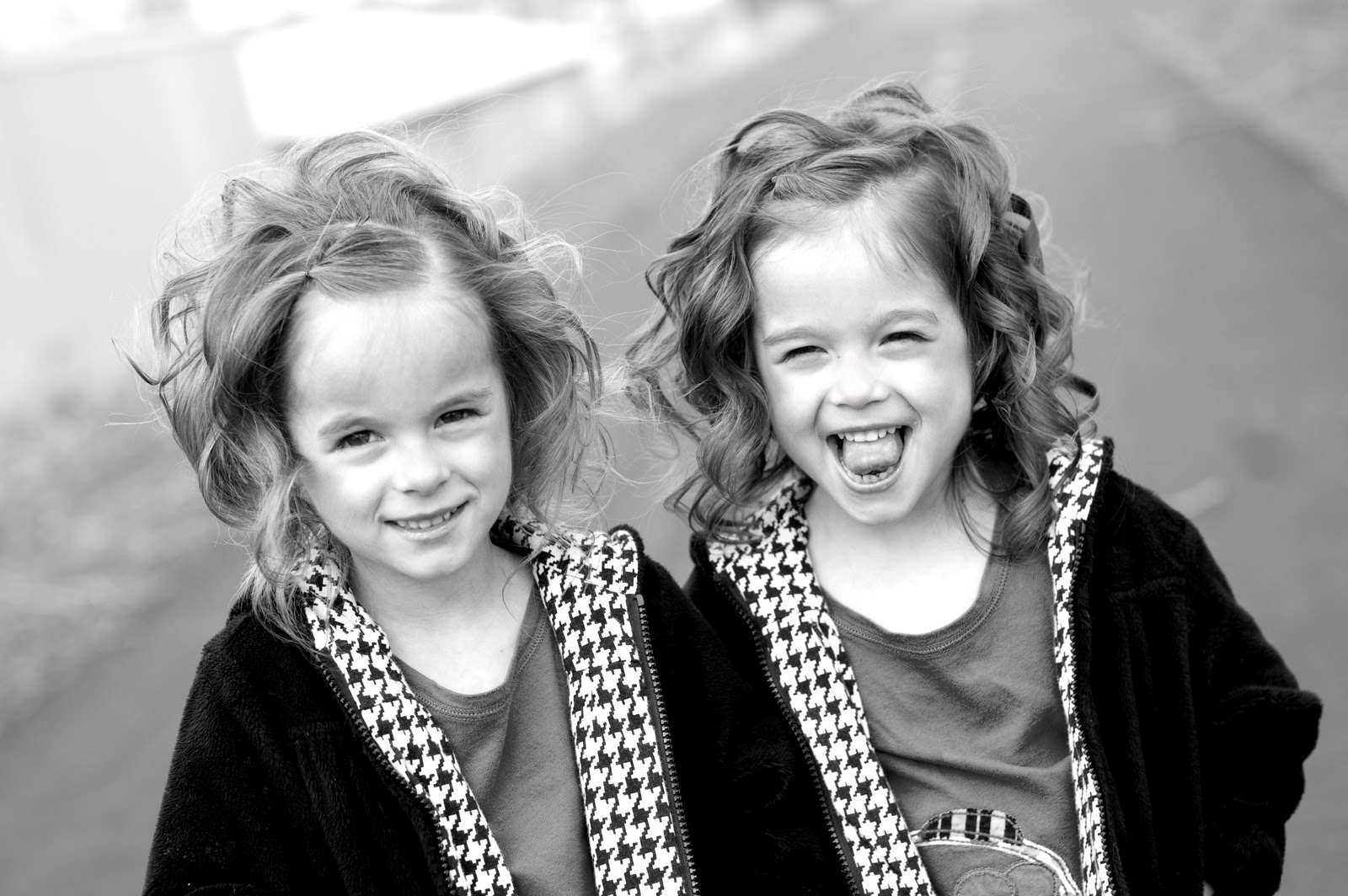 Whitney Kofford Photography: Happy Valentines From the Mini Twinnies!