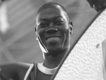 Mike Plowden faleceu