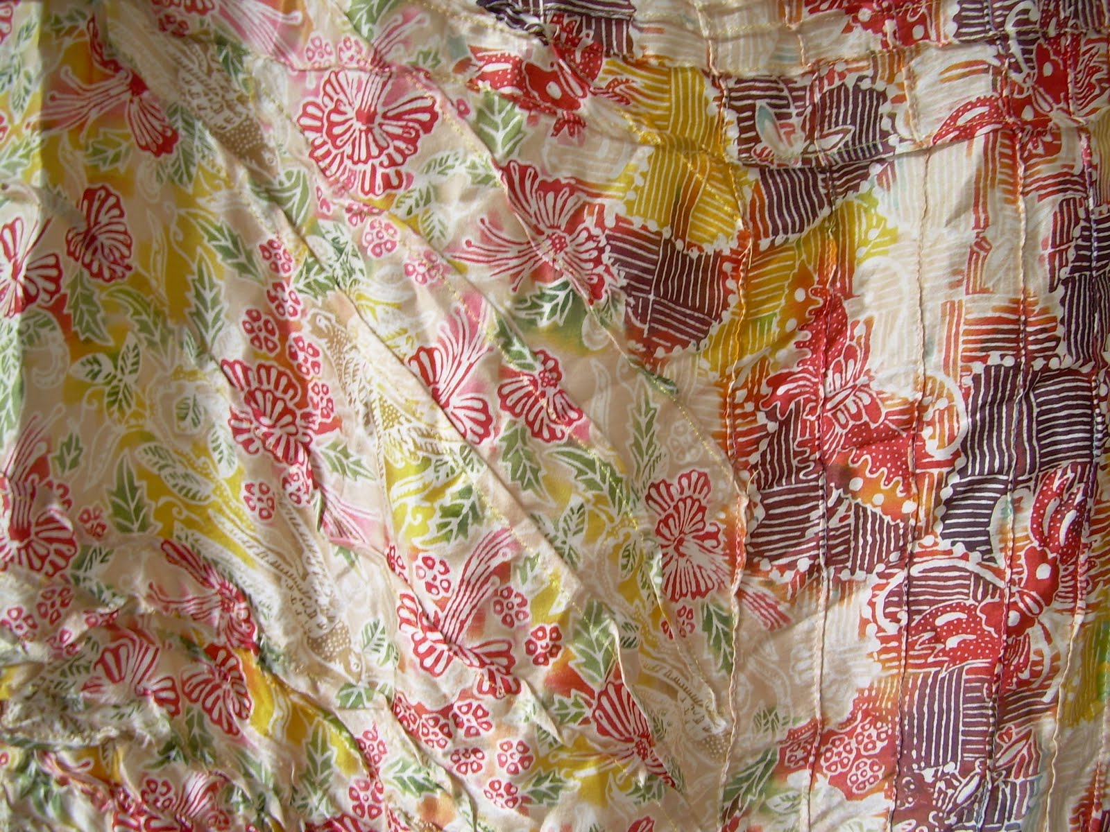 RANA: experimental pleats in bandung's batik