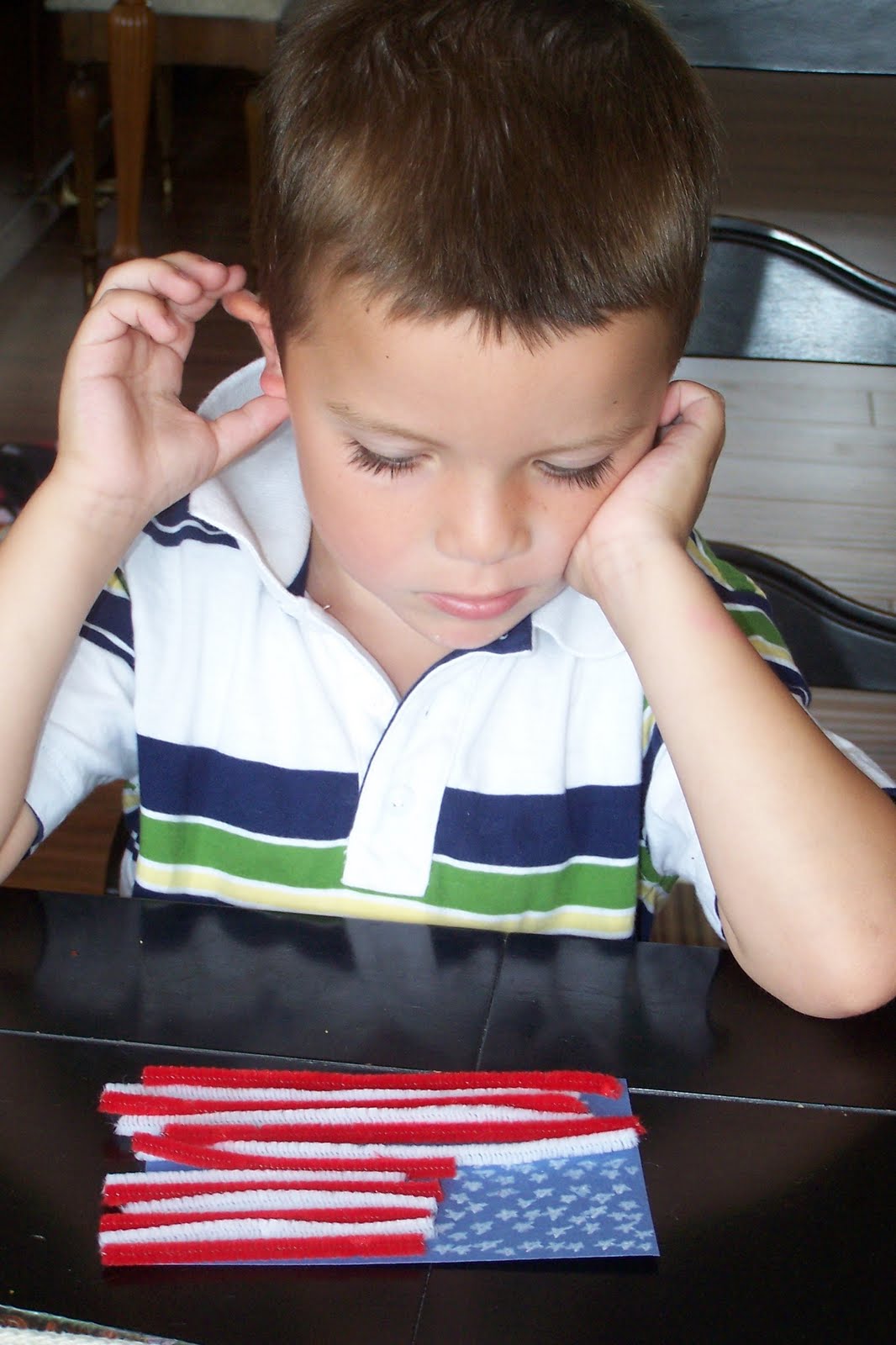 Children's Learning Activities: American Flag Pattern Acvitity