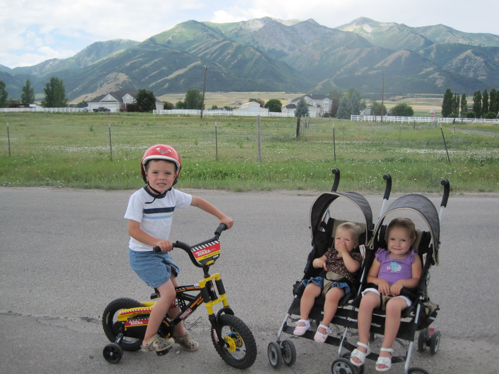 Children's Learning Activities: Simple Summer Fun: Walks and Bike Rides