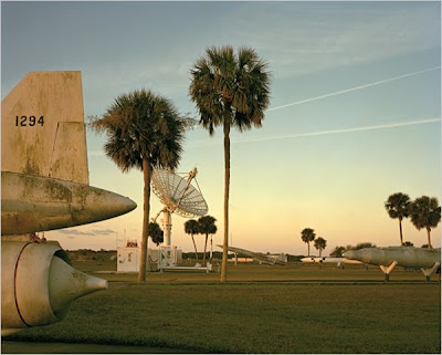 MadelineTonks - Contemporary Photography: Artist Research - Simon Norfolk