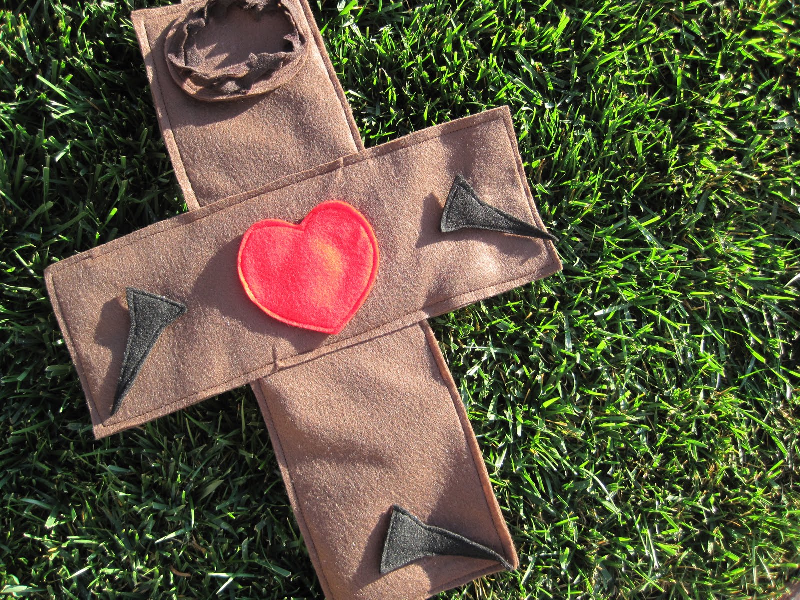 Felt Cross Tutorial – Lesson Plans