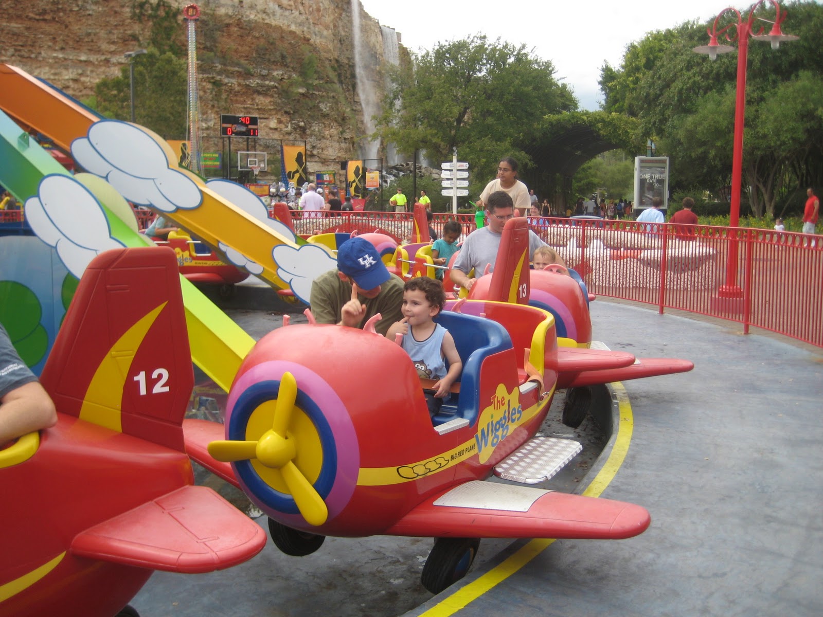 Austin Baby Mitch: A day at Six Flags Fiesta Texas!