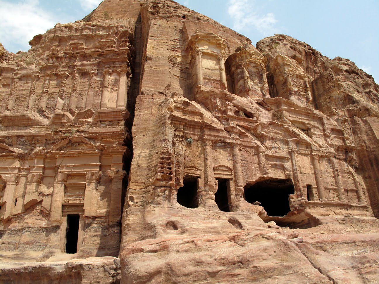 pangaea stone: earth monument 3