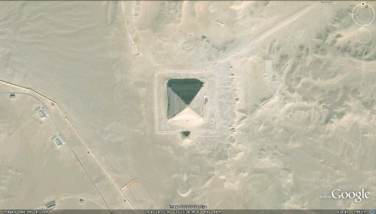 EGYPT HISTORY , TOURISM: Pyramids 1