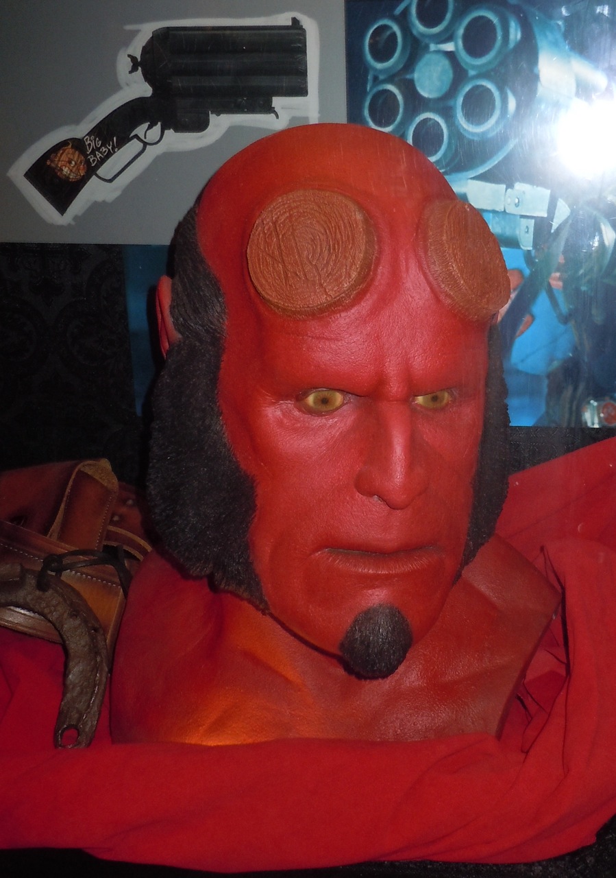 Hollywood Movie Costumes and Props: Hellboy II The Golden Army costume ...