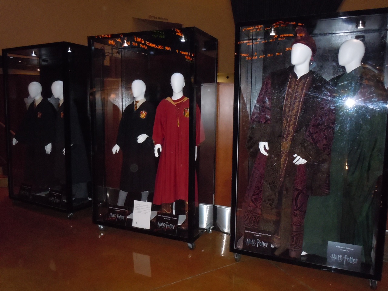 Hollywood Movie Costumes and Props: Harry Potter, Hermione Granger and ...