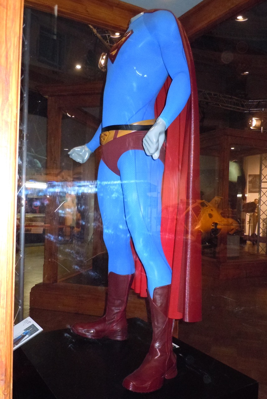 Hollywood Movie Costumes and Props: Brandon Routh's Superman Returns ...