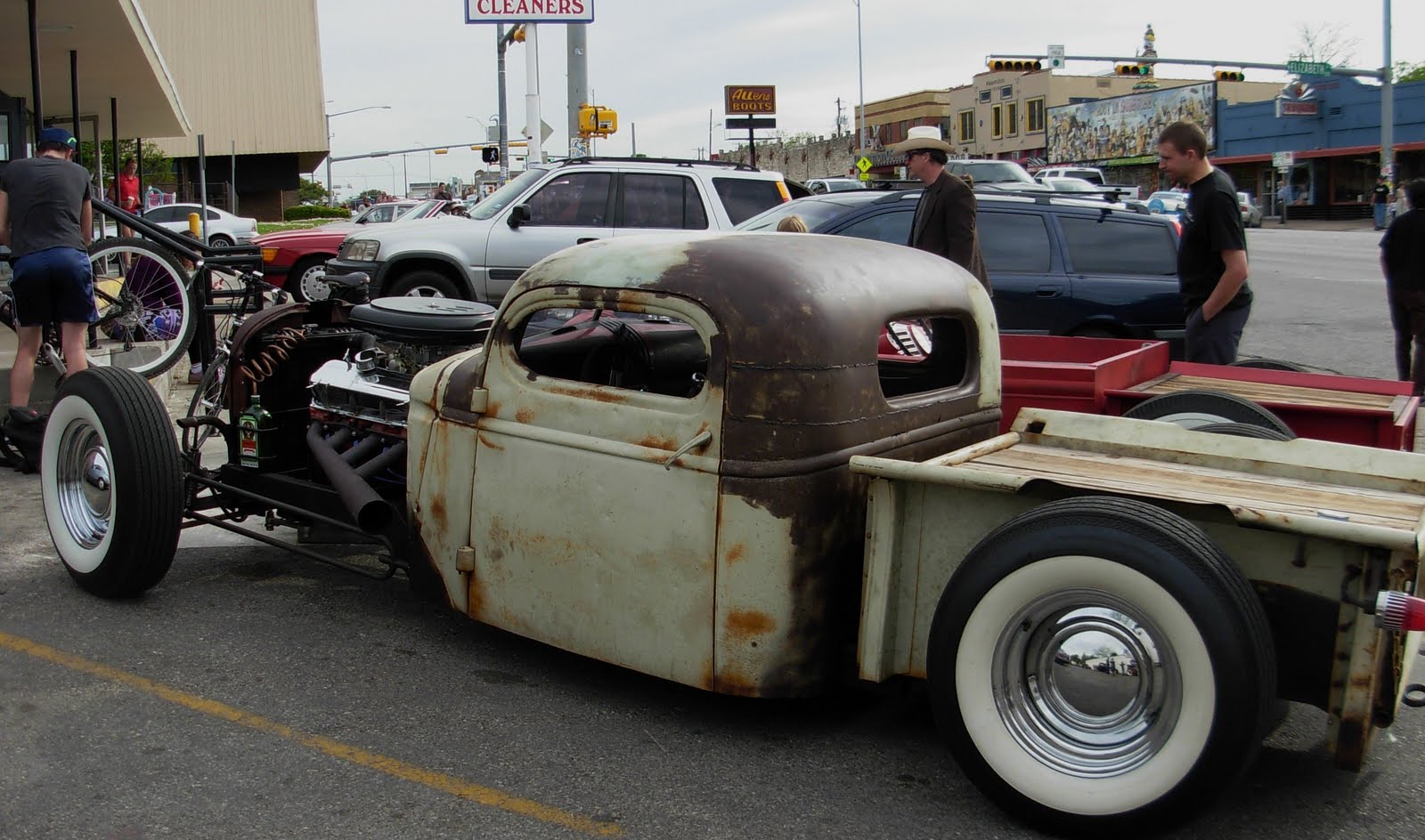 geno's blog: Rat Rods Cruising So. Congress St.