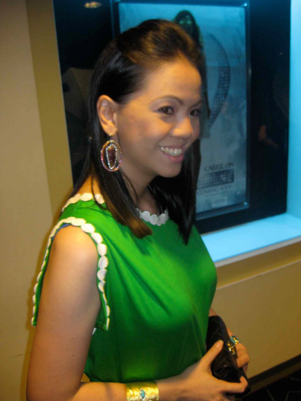 Because Candy Says So....: Getting CARRIEd Away.