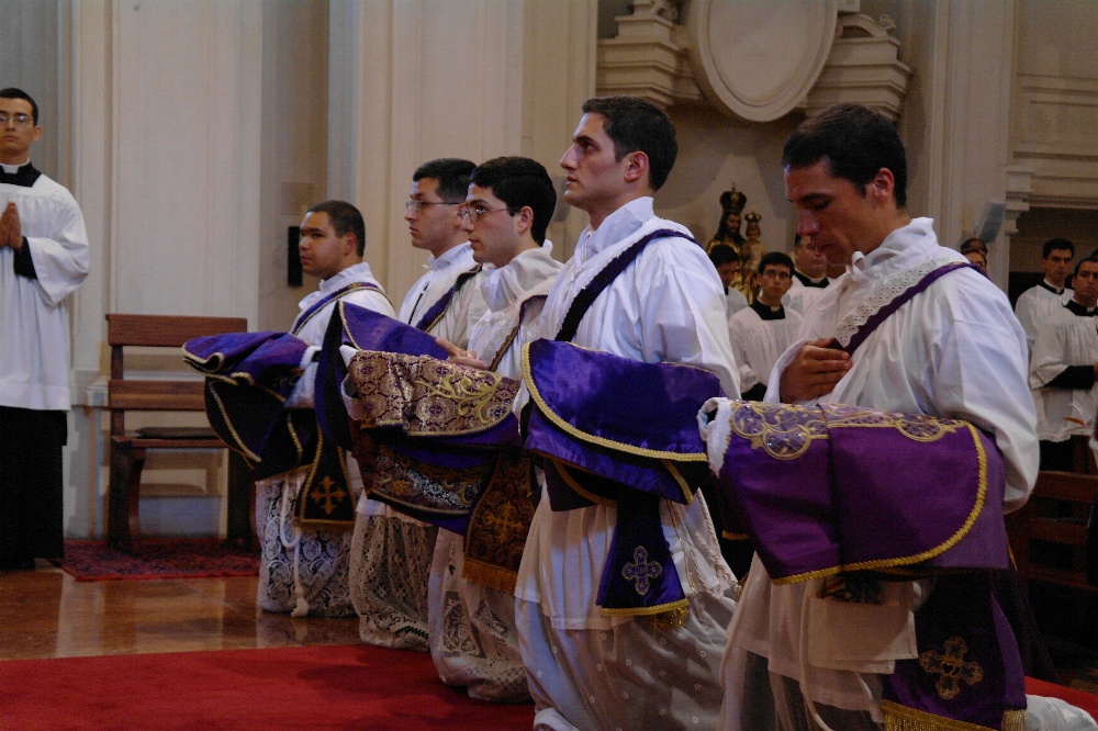A Catholic Life: December 18, 2010, SSPX Ordinations in Argentina