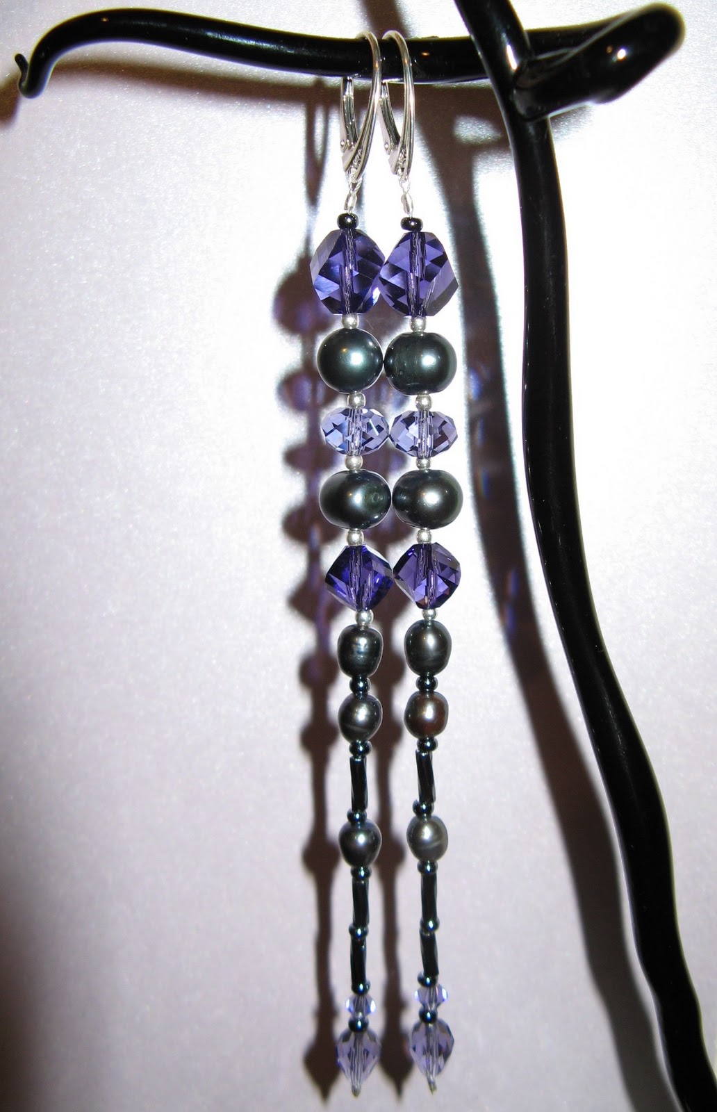 Astos rankdarbiai: Perlai