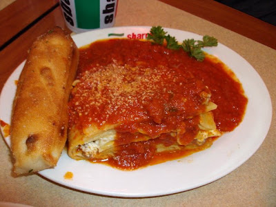 Pinches of Sugar: yummy food @ sbarro