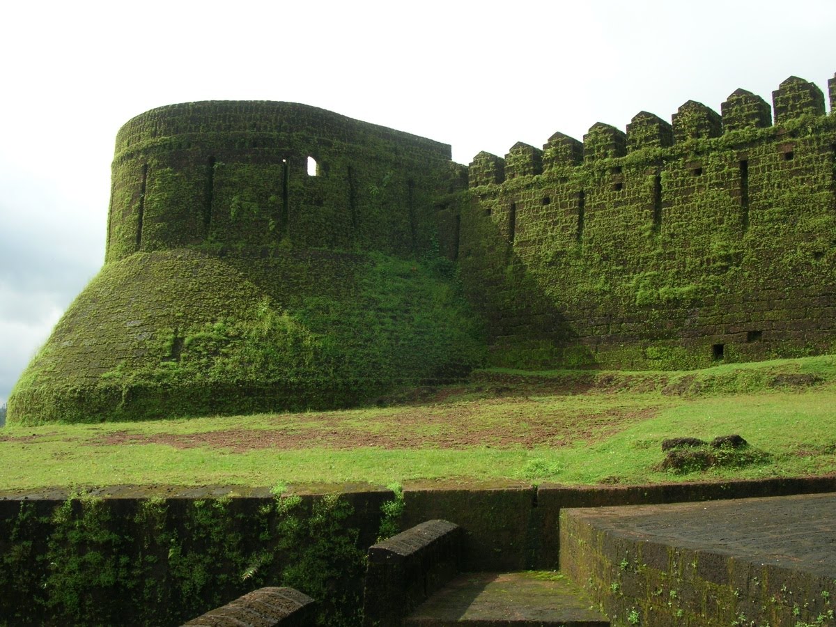 Journeys across Karnataka: Mirjan Fort