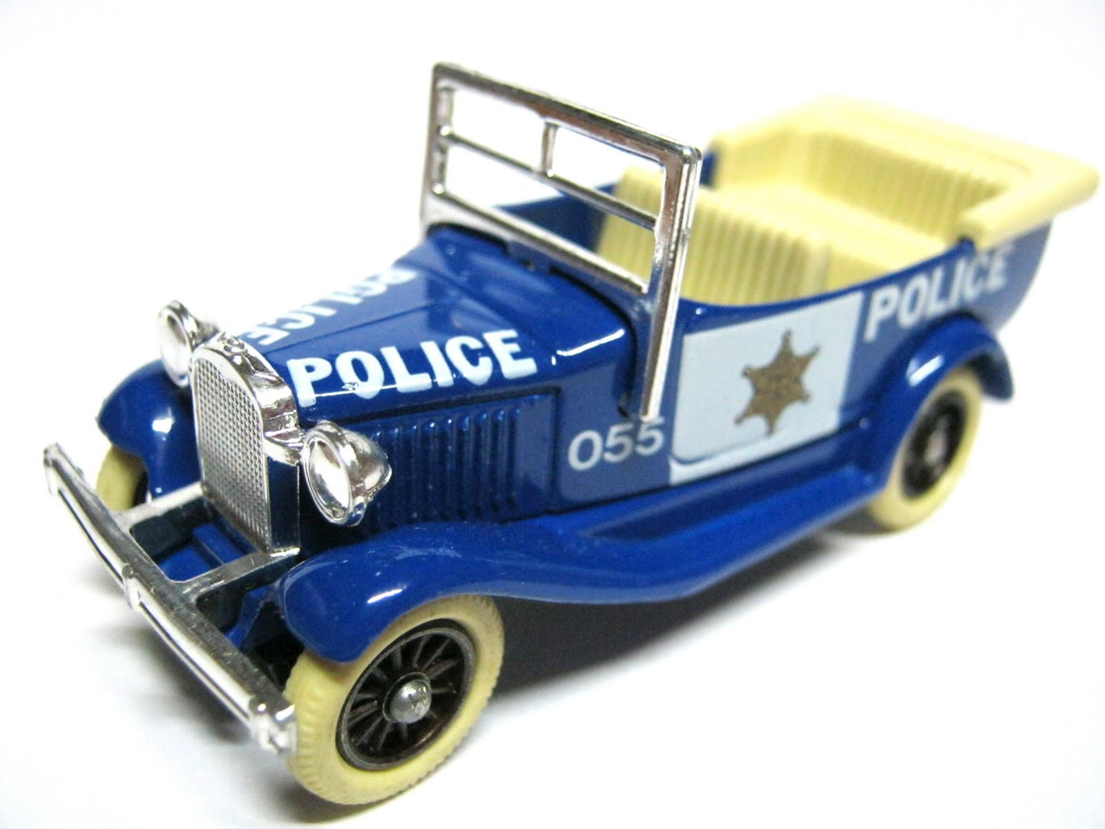 Jun's Brass Era Cars: Model T part 5 and a Model A Police car