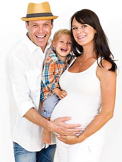 Baby-In-Hollywood: São gêmeos para Brian & esposa